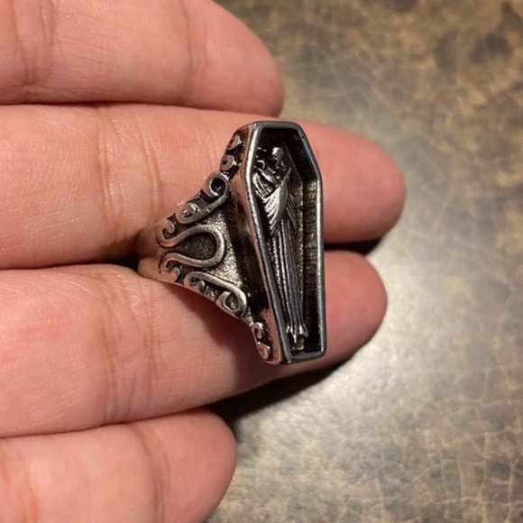 Jewelry | Ring Vampire Coffin Open Casket Grave Goth Emo Vintage Style ...
